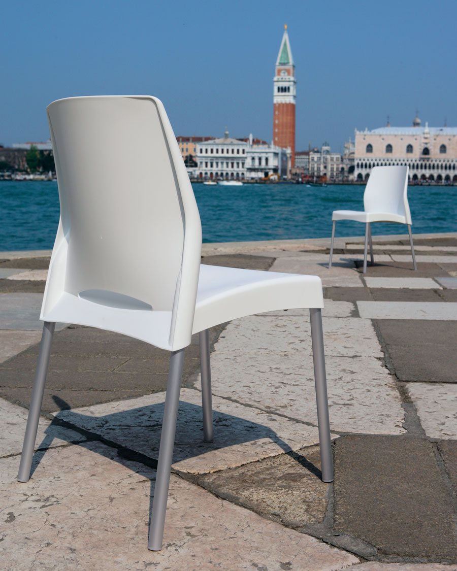 SPF Outdoor Plastic Stacking Chair